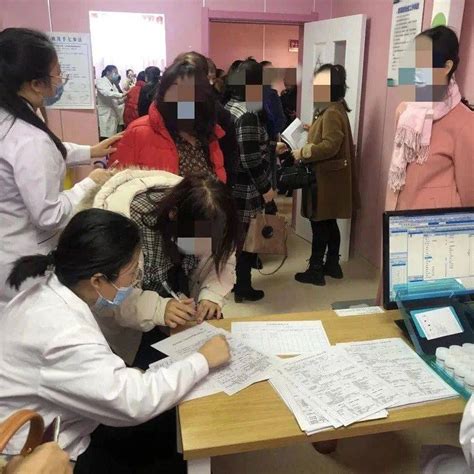 【我为群众办实事】知行合一学党史 “两癌筛查”惠民生妇女