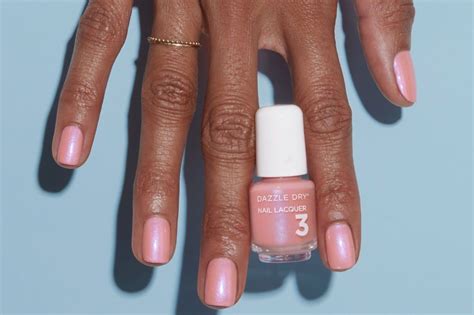 Why Everyone Is Switching To Dazzle Dry Nail Polish