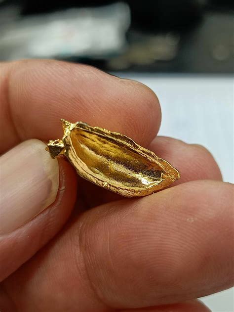 1 16 วัดใจ 50 พระหล่อพระพุทธชินราช วัดพระศรีรัตนมหาธาตุวรมหาวิหาร จ พิษณุโลก กะไหล่ทอง กล่องเดิม