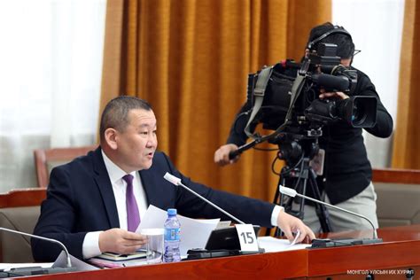 Хөгжлийн банкны нээлттэй сонголоор 1 6 их наяд төгрөгийн зээлийн үр