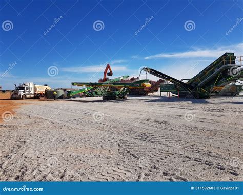 Mining Crushing And Screening Circuit Conveyor Lithium Gold Mine