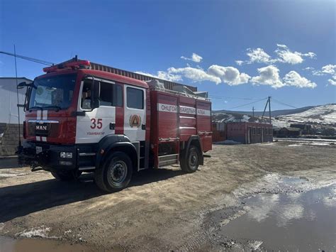 Хөлийн голын орчимд суваг шуудуу татаж урсгалыг нэмэгдүүллээ