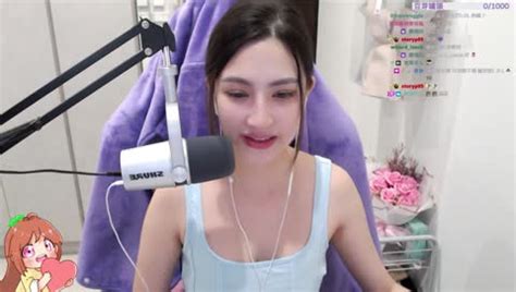 豆芽也是吃貨吃不停阿