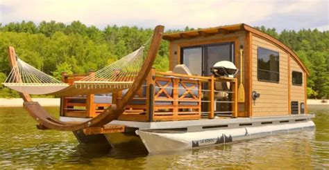 Tiny Houseboat The Ultimate Off Grid Floating Home