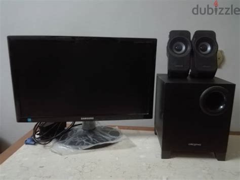 كمبيوتر شاشة سامسونج ١٩ بوصة كيسة كيبورد ماوس سماعتين صب