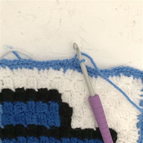 How Tos Hook Stitch Sew