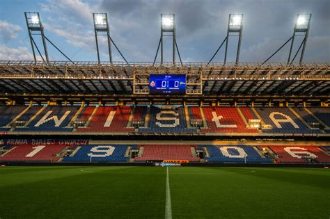 „misiek” Z Gangu Wisła Sharks Oskarżony O 95 Przestępstw To On „wsypał” Pozostałych Wprost