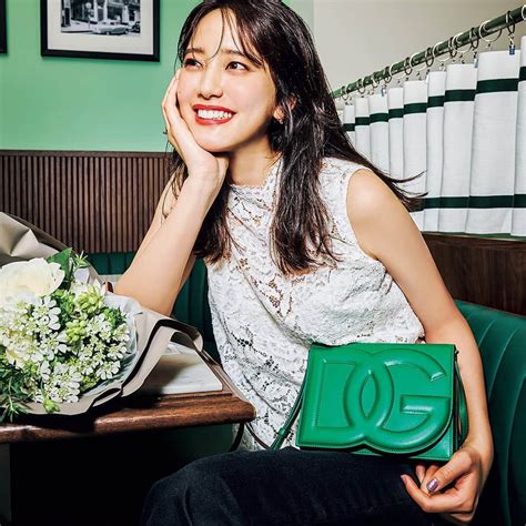 Classy公式さんのインスタグラム写真 Classy公式instagram「 ／ カラーレスなお出かけを彩る Dg Logo