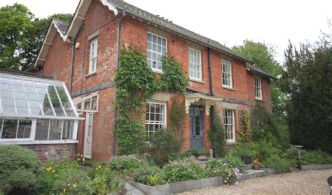 Pretty House For Sale In Whitchurch