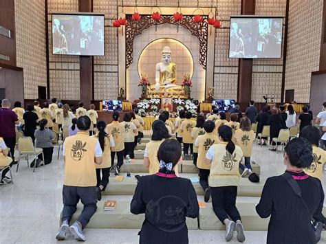 星雲大師圓寂荼毘大典 菲佛教總會及各界代表萬年寺致意 人間通訊社