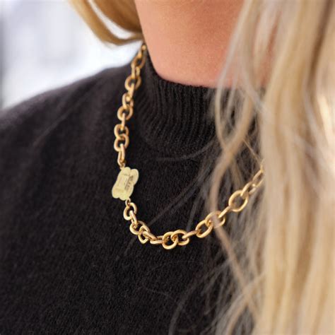The Ultimate Womens Monthly Jewelry Subscription Risk Free Twisted