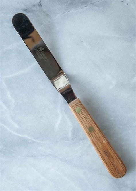 What Is A Offset Spatula Best Usages Kitchen Hacks