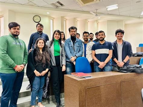 Kamaljeet Kaur Panag On Linkedin Clientservicing Clientexperience Privatebanking