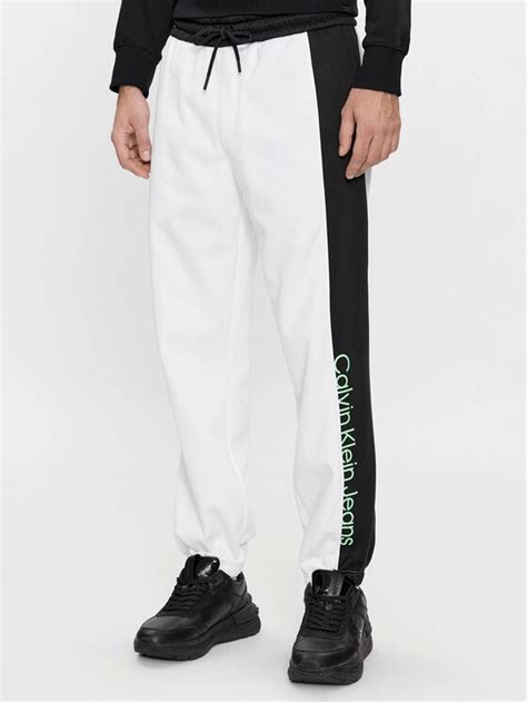Calvin Klein Jeans Jogginghose J30j324052 Weiß Regular Fit Modivo At