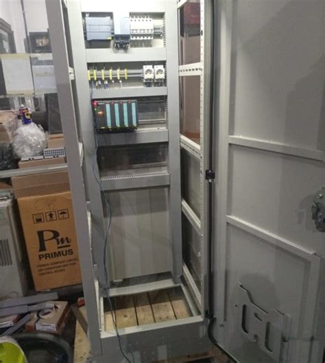 PLC PANEL FOR TEMPERATURE MONITORING Vertech Perdana