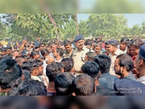 बालू के लिए बने गड्ढे में डूबने से हुई तीन वर्षीय बच्चे की मौत हाहाकार