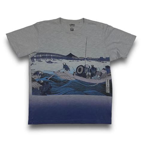Uniqlo Hokusai Blue Collab Mountain Artwork Graphic T Gem