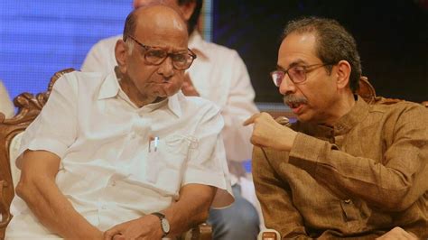 उद्धव ठाकरेंनी चर्चा न करता मुख्यमंत्रीपदाचा राजीनामा दिला त्यामुळे