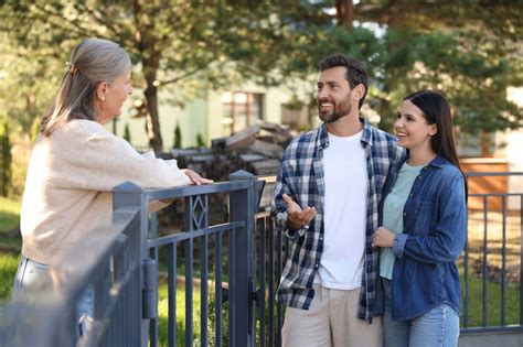 Four Quick Tips For Meeting Your New Neighbors Mayflower®