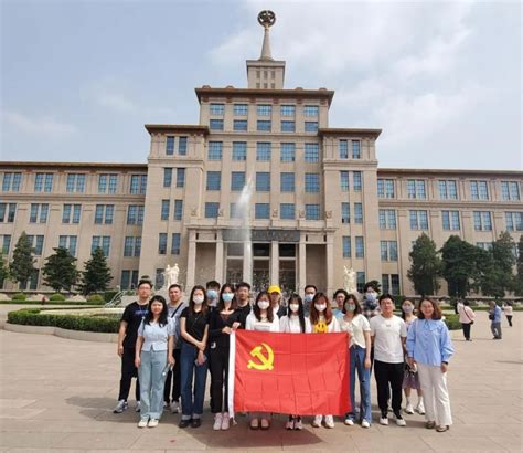 传承红色精神 汲取奋进力量 经济学院研究生赴中国人民革命军事博物馆参观学习 北京物资学院经济学院