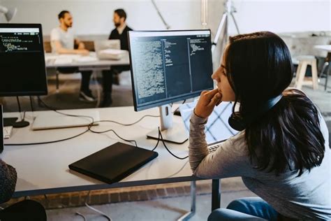 オープンソースソフトウェアの現状と課題 Open Source InitiativeOSI調査 ZDNET Japan