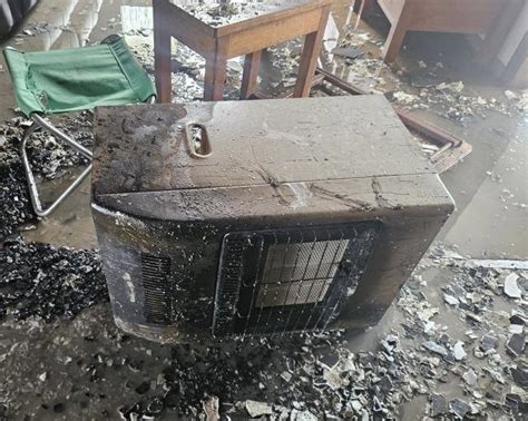 Explosión Por Acumulación De Gas Deja Dos Personas Lesionadas En