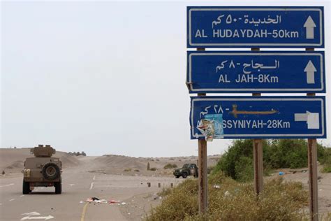 Las fuerzas del gobierno de Yemen y sus aliados árabes lanzaron una