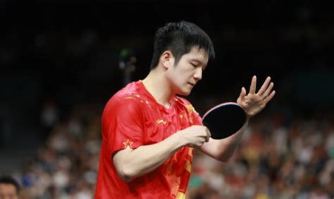 樊振东最新世界排名降至第六，连续11年世排前五纪录被终结