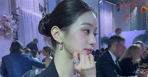 봉황 문양 중국 것 장원영 비녀에 中 또 황당 주장