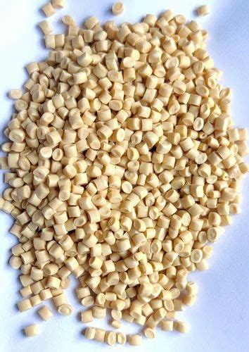 Natural Poly Propylene Ivory Pp Granules For Specialty Plastics At Rs