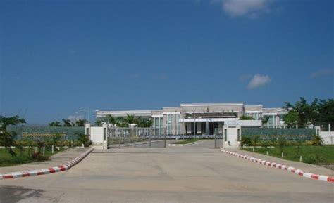 ငွေစာရင်းပိတ်သိမ်းခြင်းများကို တရားရုံးအမိန့်ဖြင့်သာ ဆောင်ရွက်နေဟု