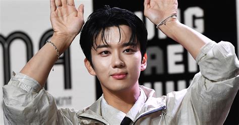 유영재 상큼한 토끼 포즈 포토엔hd