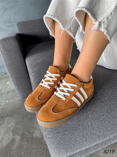 Кросівки — ціна 1750 грн у каталозі Кросівки Купити жіночі речі за доступною ціною на Шафі