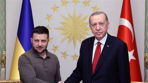 أردوغان بعد لقائه زيلينسكي عودوا لمحادثات السلام