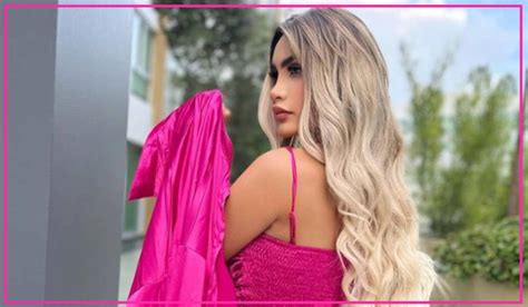 Jaylin Castellanos Provoca A Sus Fans Como Un ángel En Lencería En El