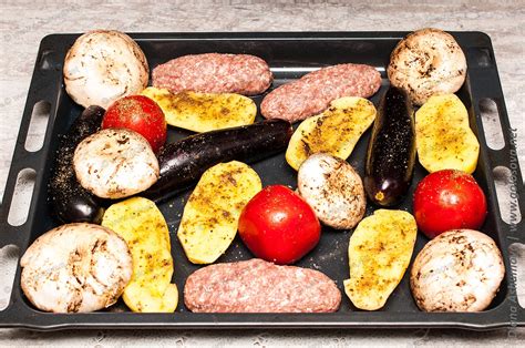 Рецепт запеченных овощей с мясом в духовке Голосова Net