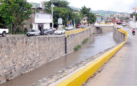 Río Huacapa sólo recuerdos del cristalino y caudaloso afluente agua