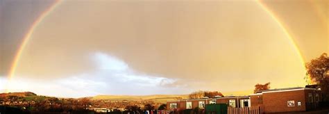 Simmondley Primary School Home