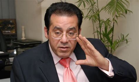 رفضوها أيمن نور يتاجر بأسماء معارضين مصريين من أجل التمويلات