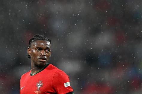 Mercato Le Psg Concurrencé Par Larabie Saoudite Pour Rafael Leão