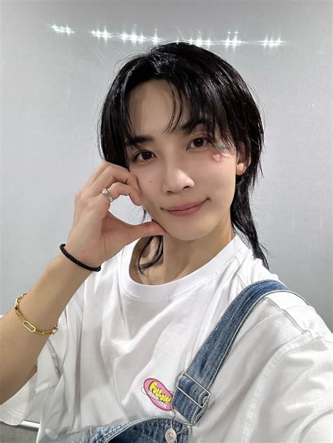 Seventeen Community Post 윤정한 And 세븐틴 오늘은 재미있게 놀자 안녕하세요 열세븐 여러분