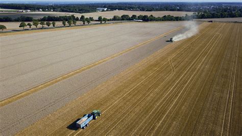 Mathieu Courgeau «cest Un Mensonge La Pac Ne Protège Pas Le Revenu Des Paysans Lhumanité