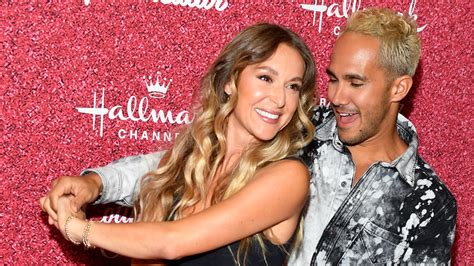 Alexa And Carlos Penavega Wedding 60 Photos