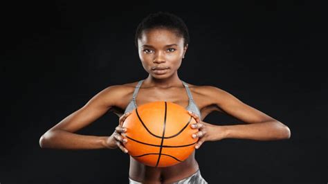Average Wnba Height How Tall Are Female Basketball Players