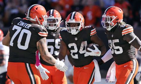 Nick Chubb Player Props Odds Tips And Betting Trends For Week 8