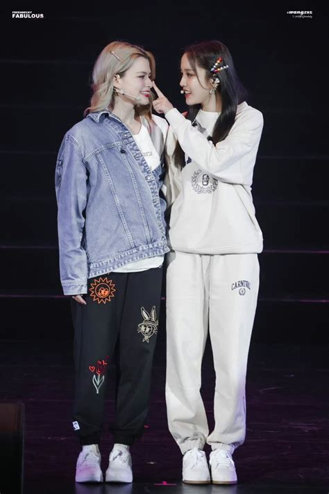 Freenbeck Kpop Girls Cute Lesbian Couples Selena Gomez Music