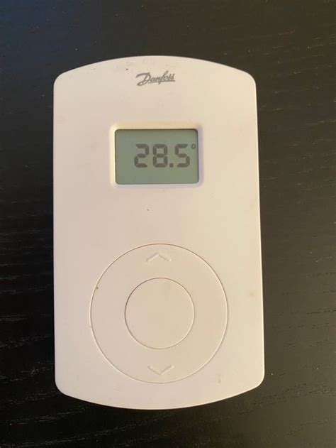 Danfoss Cf Rd 088uo214 Raumthermostat Mit Display Kaufen Auf Ricardo