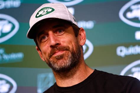 Aaron Rodgers Signed Pregnant Womans Belly At Celebrity Golf