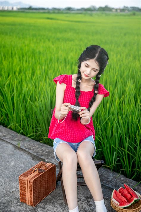 俏皮可爱图片 俏皮可爱照片 俏皮可爱作品下载 设图网