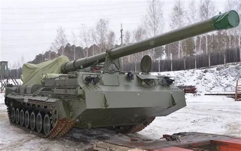 Russian 2s7m Malka Self Propelled 203mm Howitzer Able To Hit Enemy In